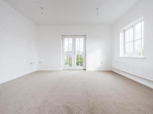 Shared Living/roommate 1 Bedroom For Sale Woburn Sands Woburn Sands 66000 ES101025333