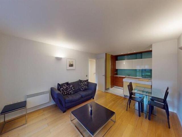 Shared Living/roommate 1 Bedroom For Sale Woodford Greater London 375000 ES99204052