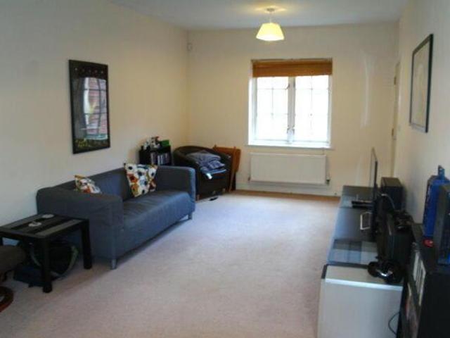 Shared Living/roommate 2 Bedroom For Rent Ashbourne Derbyshire 735 ELS100504389