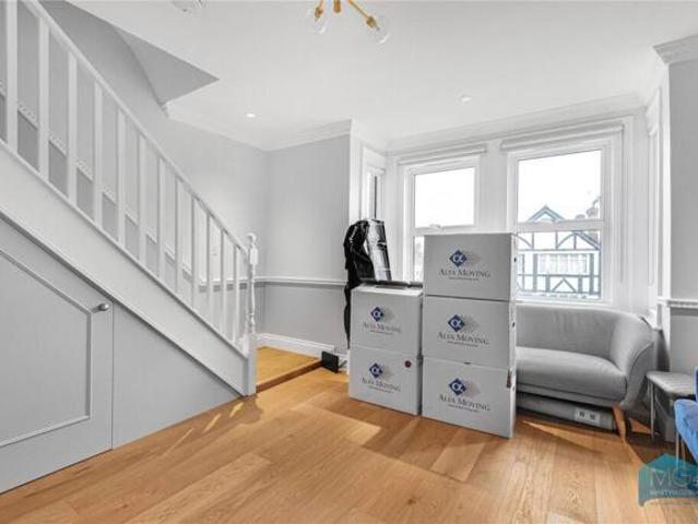 Shared Living/roommate 2 Bedroom For Rent Barnet London 2000 ELS101865806