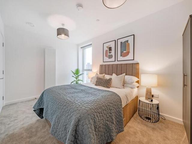 Shared Living/roommate 2 Bedroom For Rent Ealing Great London 2595 ES100859766