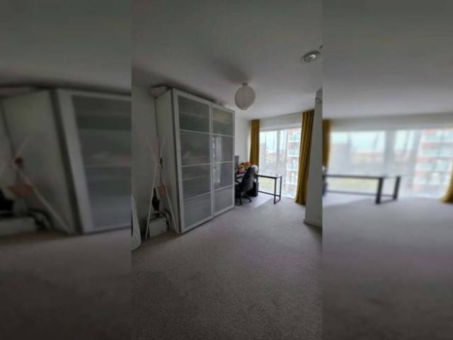 Shared Living/roommate 2 Bedroom For Rent London London 1050 ELS95381320