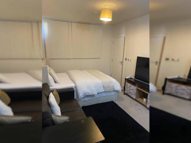Shared Living/roommate 2 Bedroom For Rent London London 1000 ELS92876625