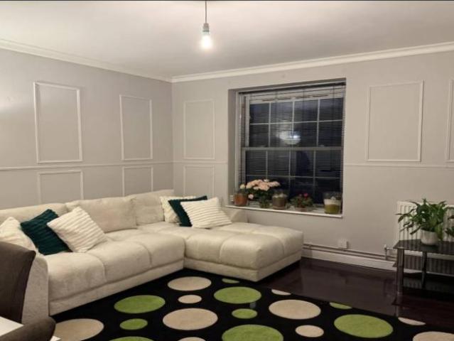 Shared Living/roommate 2 Bedroom For Rent London London 1000 ELS100417062