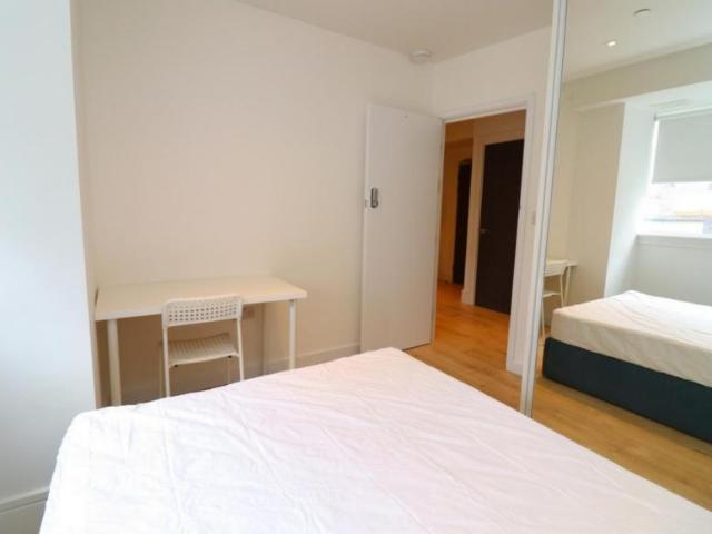 Shared Living/roommate 2 Bedroom For Rent London London 1257 ELS90563859