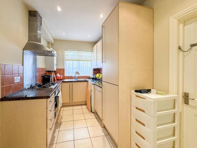 Shared Living/roommate 2 Bedroom For Rent London London 2300 ELS100626963