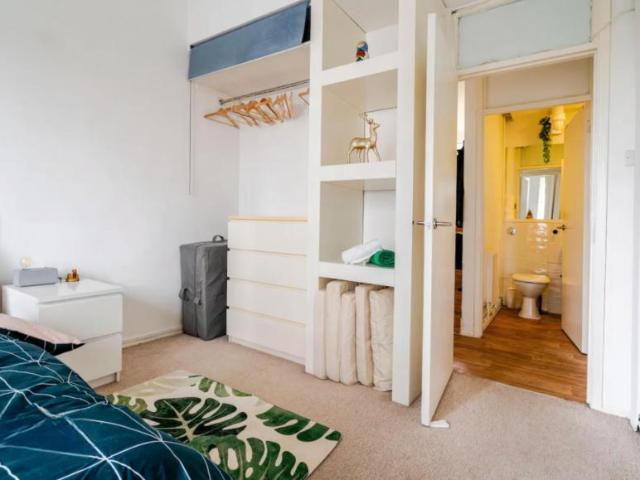 Shared Living/roommate 2 Bedroom For Rent London London 3200 ELS90561745
