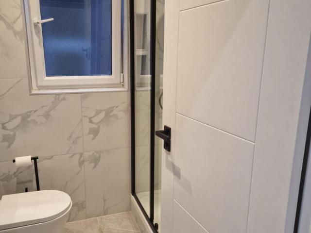Shared Living/roommate 2 Bedroom For Rent London London 3900 ELS90560894