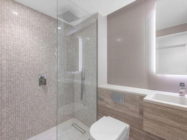 Shared Living/roommate 2 Bedroom For Rent London London 4300 ELS90563849