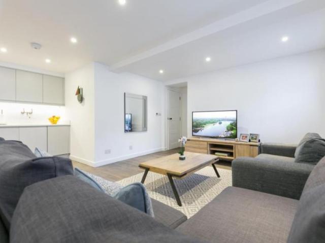 Shared Living/roommate 2 Bedroom For Rent London London 4510 ELS90561231