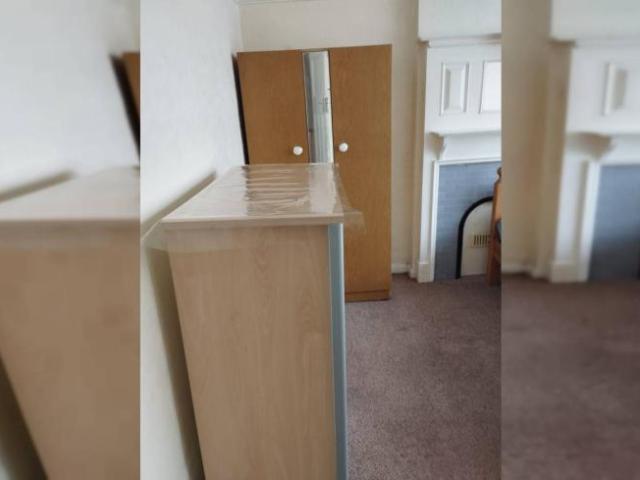 Shared Living/roommate 2 Bedroom For Rent London London 800 ES95823384