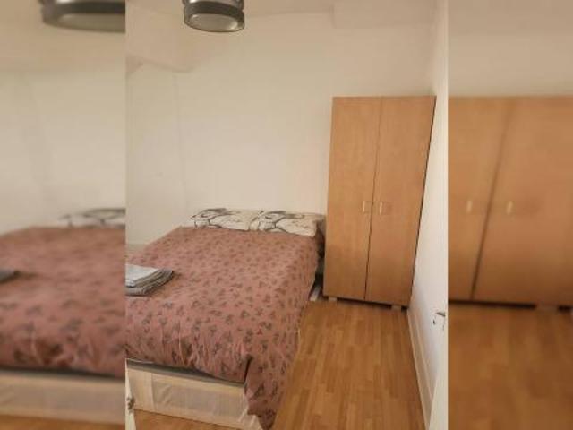 Shared Living/roommate 2 Bedroom For Rent London London 950 ES82112279
