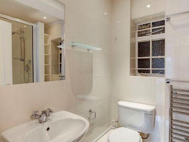 Shared Living/roommate 2 Bedroom For Rent Londres Great London 4095 ES100439742