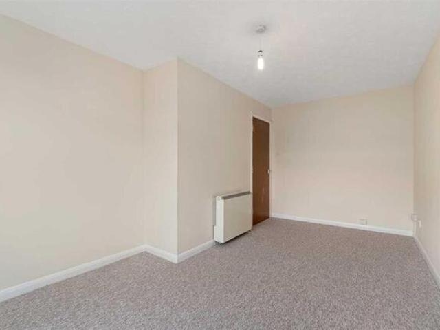 Shared Living/roommate 2 Bedroom For Rent Plymouth Devon 850 ES101873909