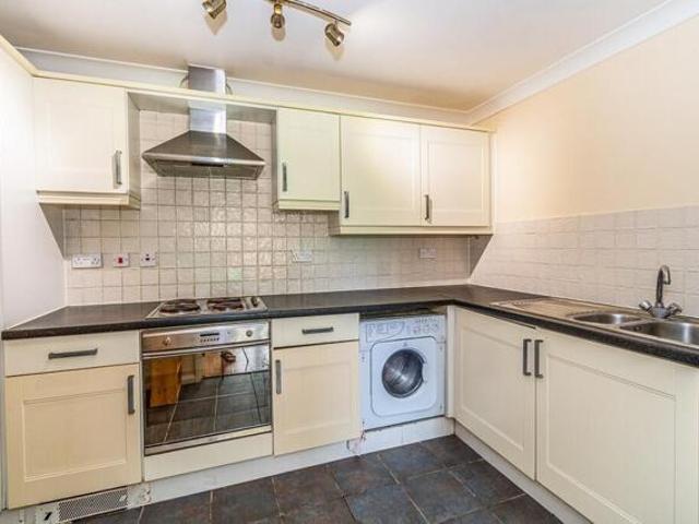 Shared Living/roommate 2 Bedroom For Rent Portsmouth Hampshire 1475 ES101381959