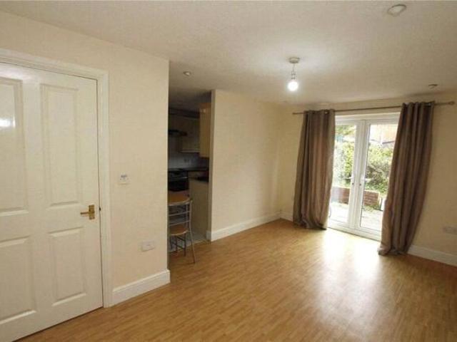 Shared Living/roommate 2 Bedroom For Rent Swindon Wiltshire 1150 ES99624674
