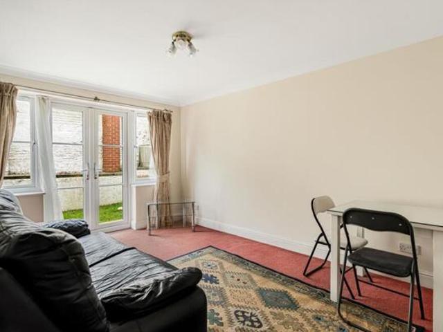 Shared Living/roommate 2 Bedroom For Sale Maidenhead Windsor And Maidenhead 300000 ES100855245