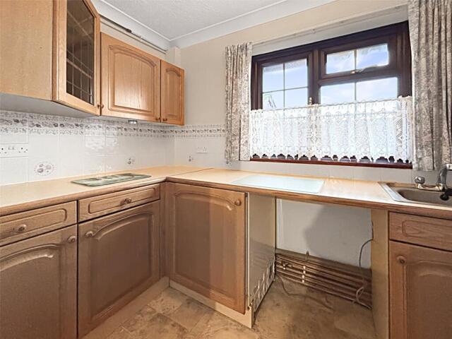 Shared Living/roommate 2 Bedroom For Sale Minehead Somerset 103750 ELS99952030