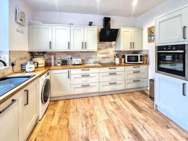 Shared Living/roommate 2 Bedroom For Sale Morpeth Northumberland 295000 ES99642067