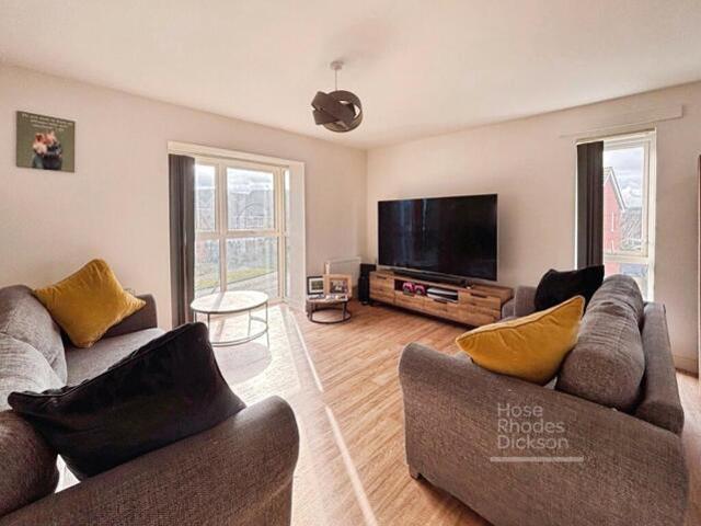 Shared Living/roommate 2 Bedroom For Sale Newport Isle Of Wight 162500 ES101891994