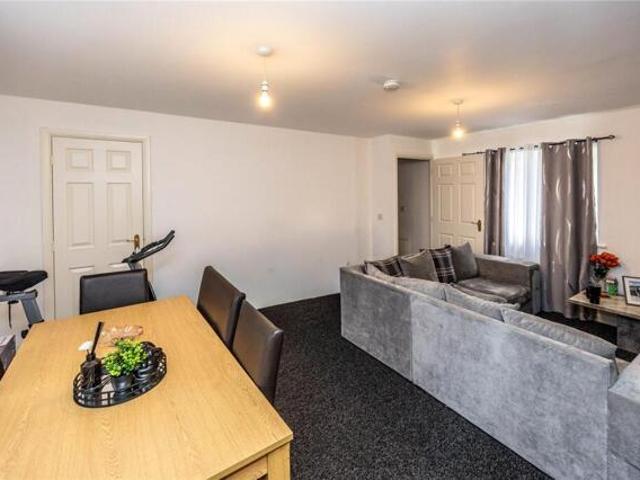 Shared Living/roommate 2 Bedroom For Sale North Yorkshire Calderdale 85000 ES99952164