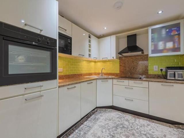 Shared Living/roommate 2 Bedroom For Sale Oxted Surrey 499950 ES101119464