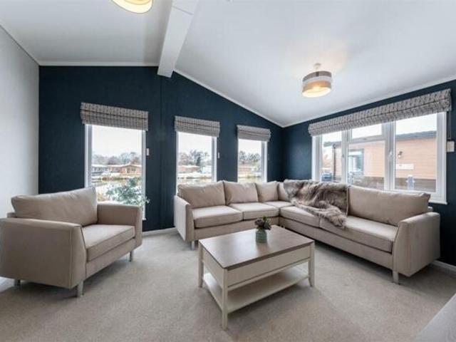 Shared Living/roommate 2 Bedroom For Sale Oakmere Cheshire 209000 ELS100855238