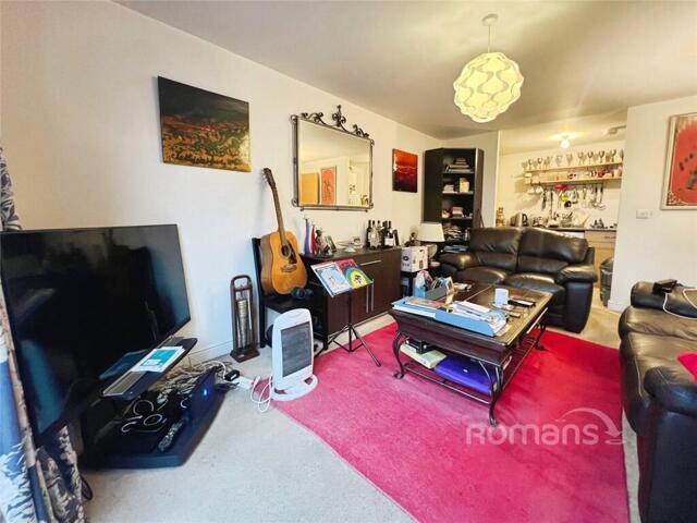 Shared Living/roommate 2 Bedroom For Sale Aldershot Hampshire 200000 ES98687477