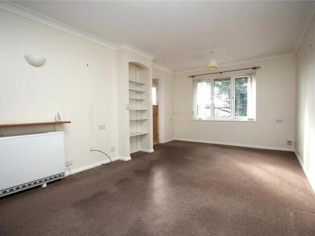 Shared Living/roommate 2 Bedroom For Sale Alton Hampshire 120000 ES100987767