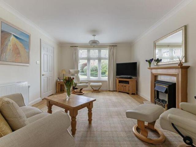 Shared Living/roommate 2 Bedroom For Sale Alton Hampshire 390000 ES101678620