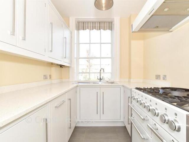 Shared Living/roommate 2 Bedroom For Sale Arundel West Sussex 500000 ELS100540613