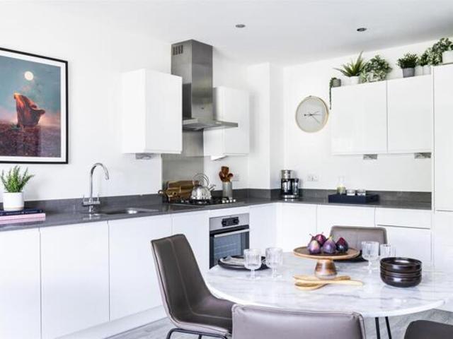 Shared Living/roommate 2 Bedroom For Sale Barnet Great London 610000 ES99773889