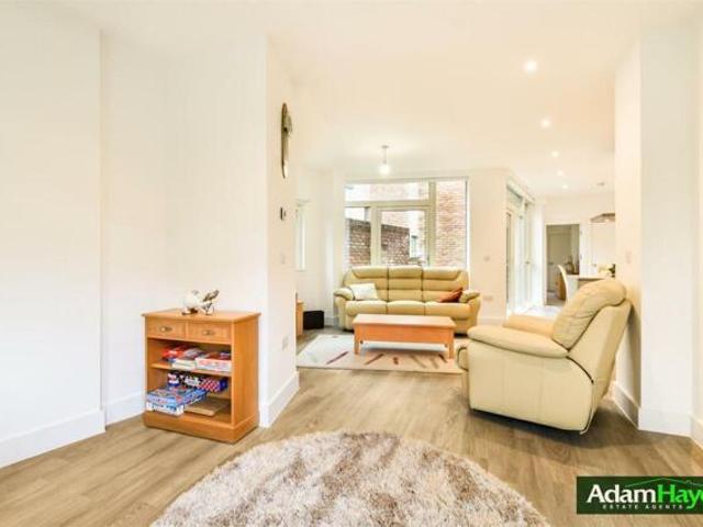 Shared Living/roommate 2 Bedroom For Sale Barnet Greater London 575000 ES100881719