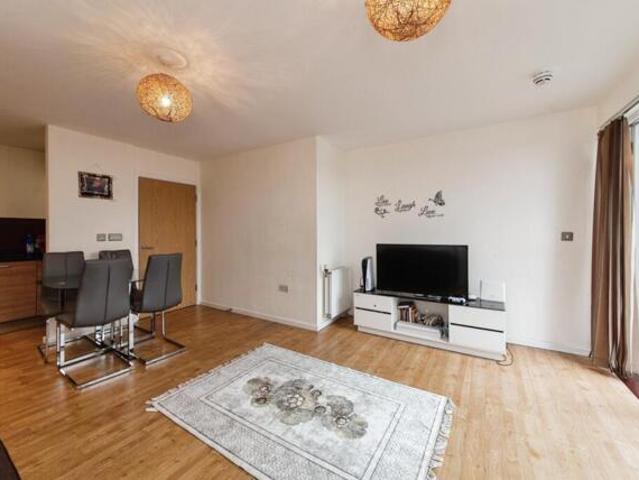Shared Living/roommate 2 Bedroom For Sale Barnet Greater London 350000 ES99952053