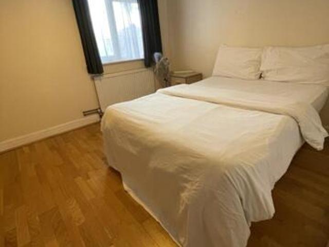 Shared Living/roommate 2 Bedroom For Sale Barnet Greater London 370000 ES100881406
