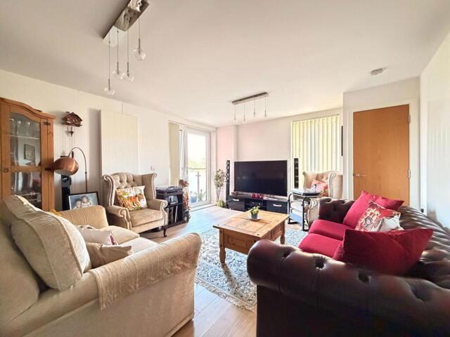 Shared Living/roommate 2 Bedroom For Sale Barnet Greater London 380000 ES101278353