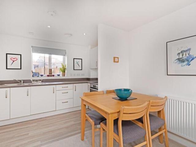Shared Living/roommate 2 Bedroom For Sale Bishop's Stortford Hertfordshire 265000 ES99380794