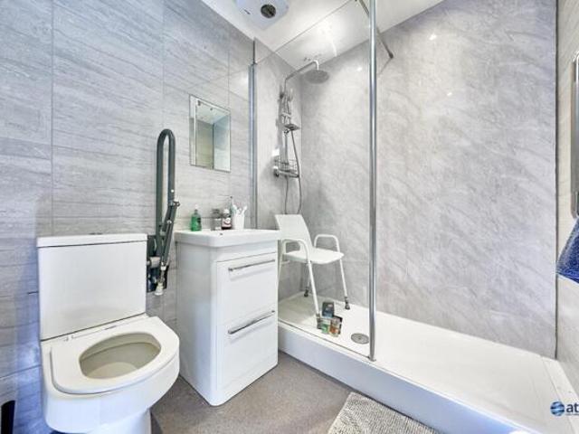 Shared Living/roommate 2 Bedroom For Sale Birkenhead Liverpool 190000 ELS99029057