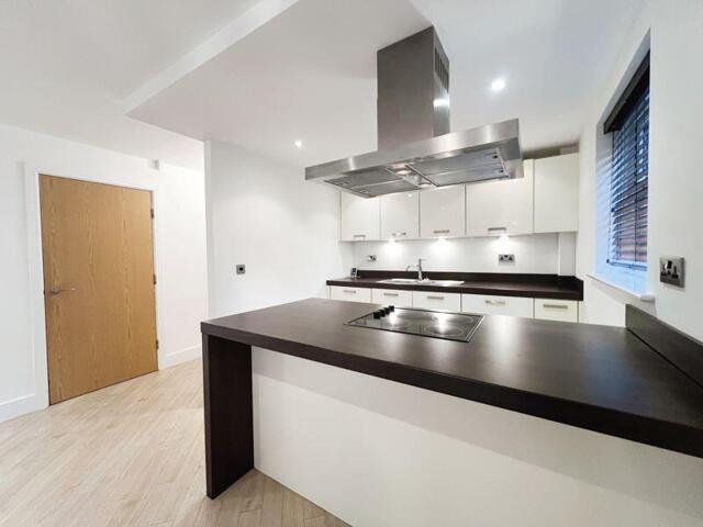 Shared Living/roommate 2 Bedroom For Sale Bolton Lancashire 200000 ES100881619