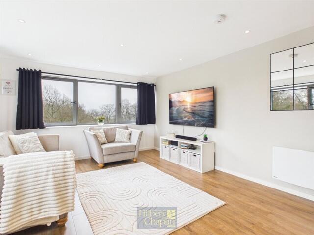 Shared Living/roommate 2 Bedroom For Sale Brentwood Essex 280000 ES101677204