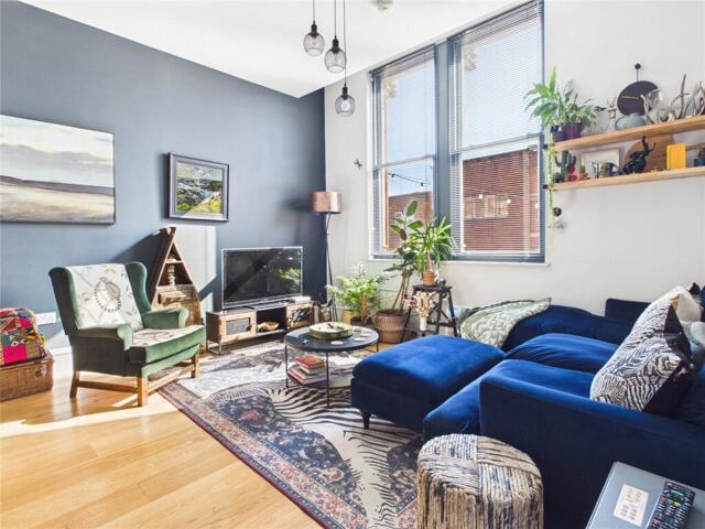 Shared Living/roommate 2 Bedroom For Sale Bristol City Of Bristol 350000 ES101677958
