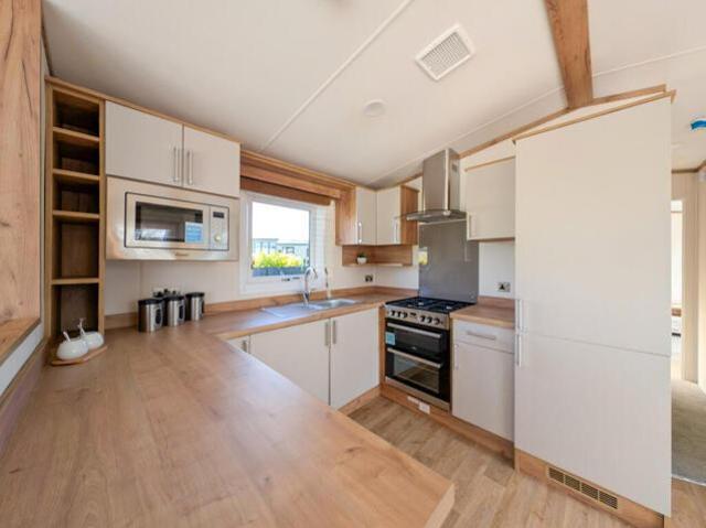 Shared Living/roommate 2 Bedroom For Sale Cumbria Cumbria 105995 ES100426001