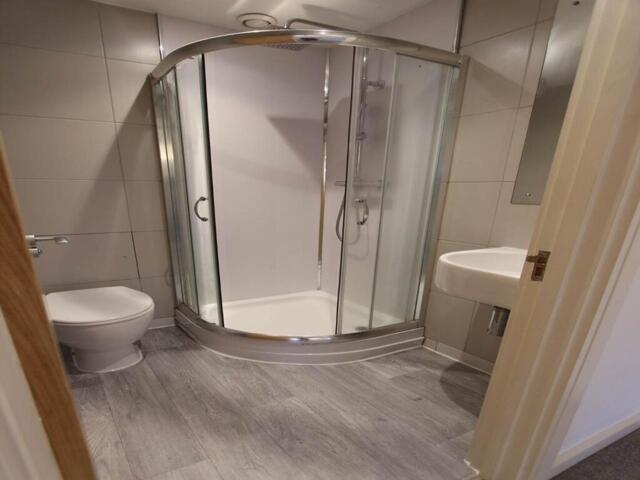 Shared Living/roommate 2 Bedroom For Sale Cardiff Cardiff 265000 ES98930216
