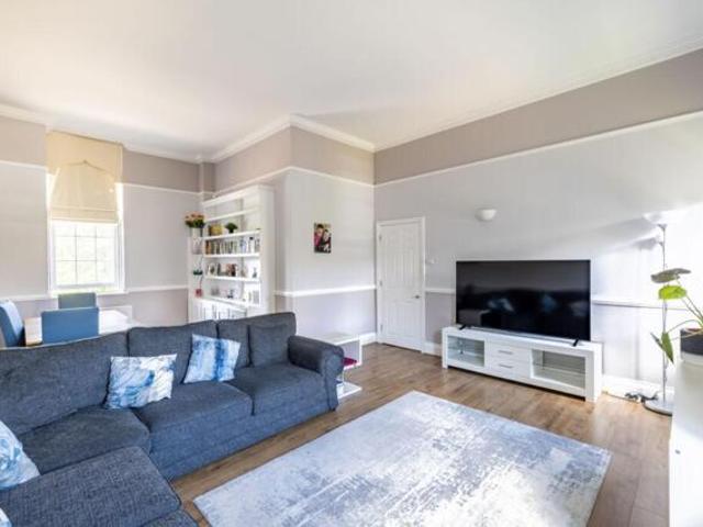 Shared Living/roommate 2 Bedroom For Sale Caterham Surrey 325000 ES101931861