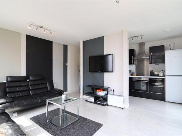 Shared Living/roommate 2 Bedroom For Sale Central Milton Keynes Milton Keynes 205000 ELS98718390