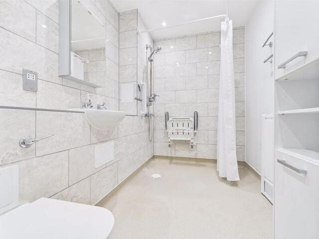 Shared Living/roommate 2 Bedroom For Sale Chatham Medway 260000 ELS99523939