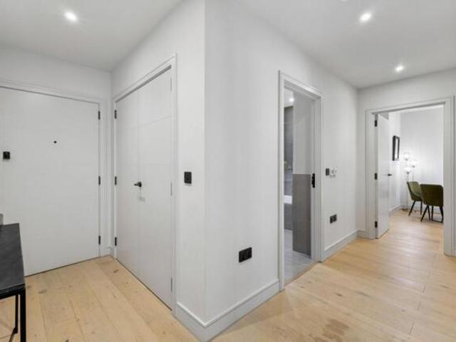 Shared Living/roommate 2 Bedroom For Sale Cheltenham Gloucestershire 325000 ELS100786679