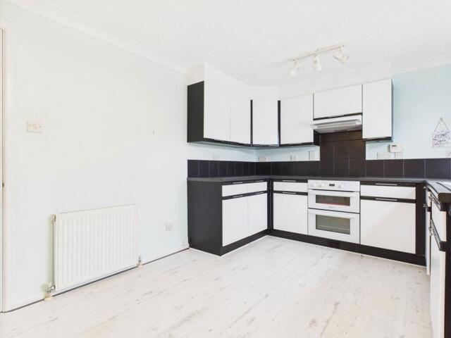 Shared Living/roommate 2 Bedroom For Sale Chesterfield Derbyshire 55000 ES99029570