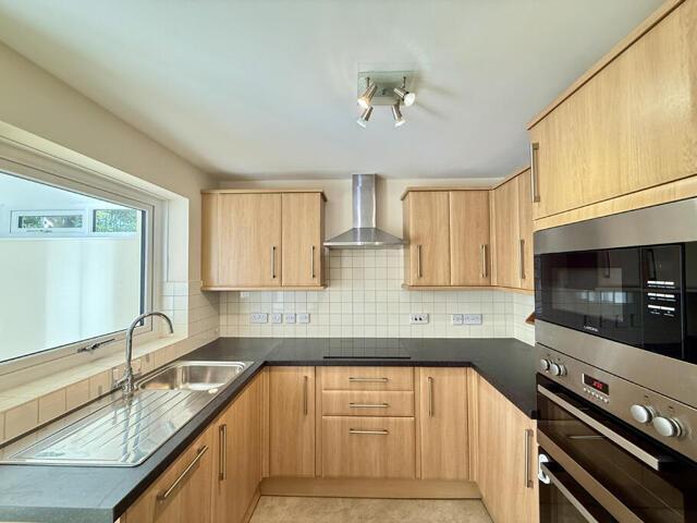 Shared Living/roommate 2 Bedroom For Sale Cheshire East Cheshire East 320000 ES100158553