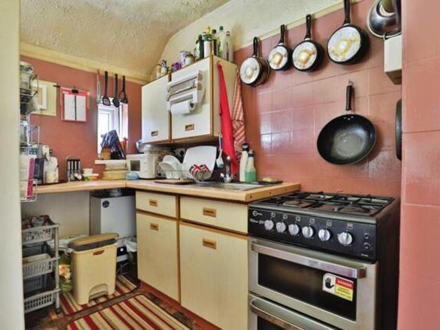 Shared Living/roommate 2 Bedroom For Sale Christchurch Dorset 150000 ELS101316326